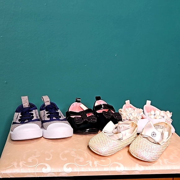 Shoes | 4 Baby Shoes For 1 | Poshmark